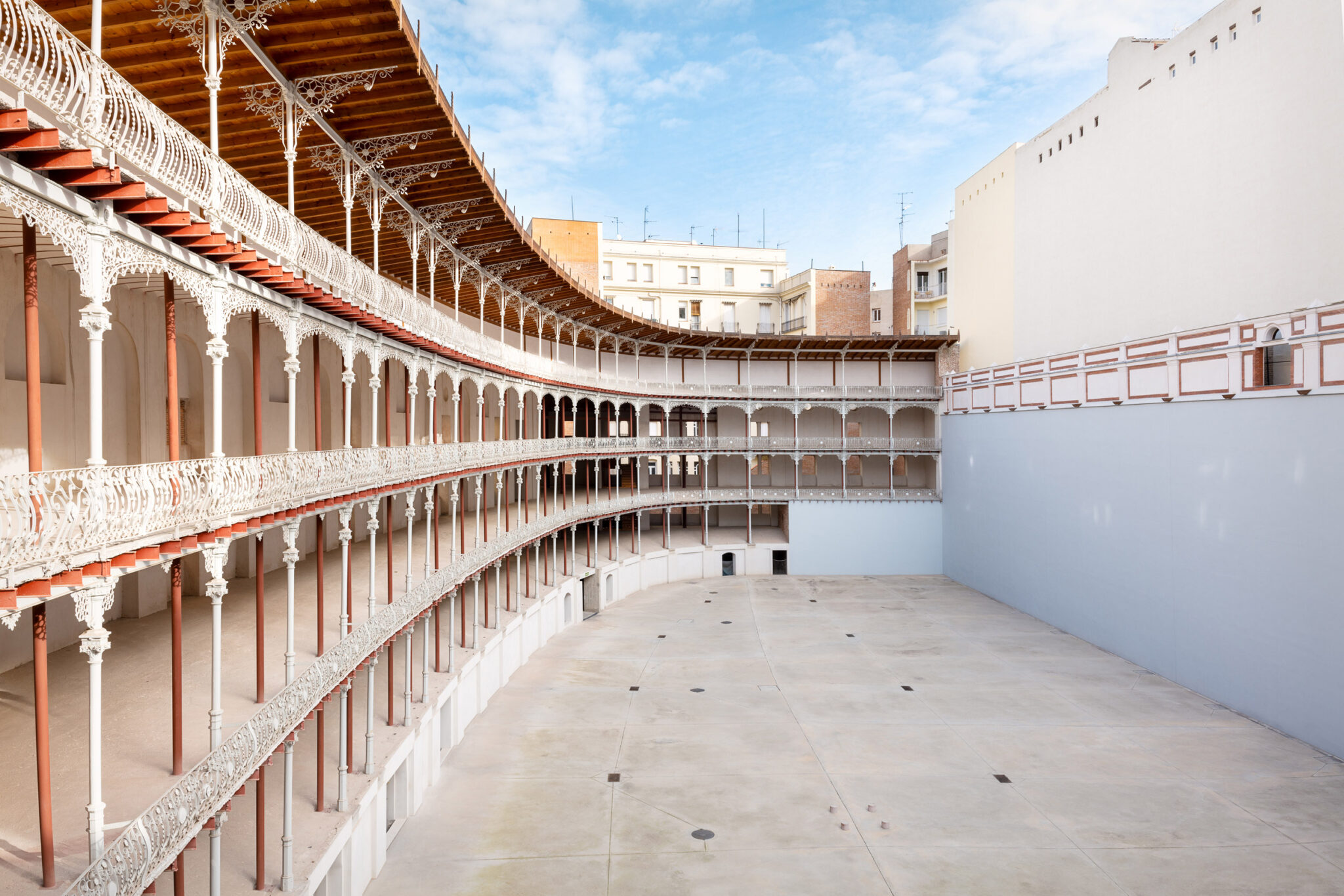 Frontón Beti Jai — Un frontón único en el mundo